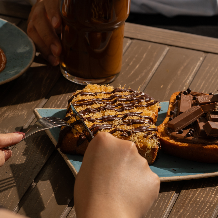 Dubai Chocolate Khanom Pang Ping – Anantara Siam Bangkok Hotel